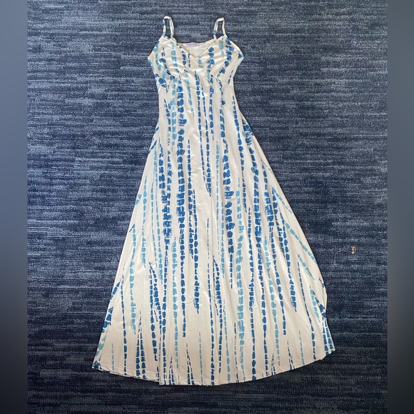 MISSLOOK | Dresses | Miss Look Blue And White Maxi Dress | Poshmark